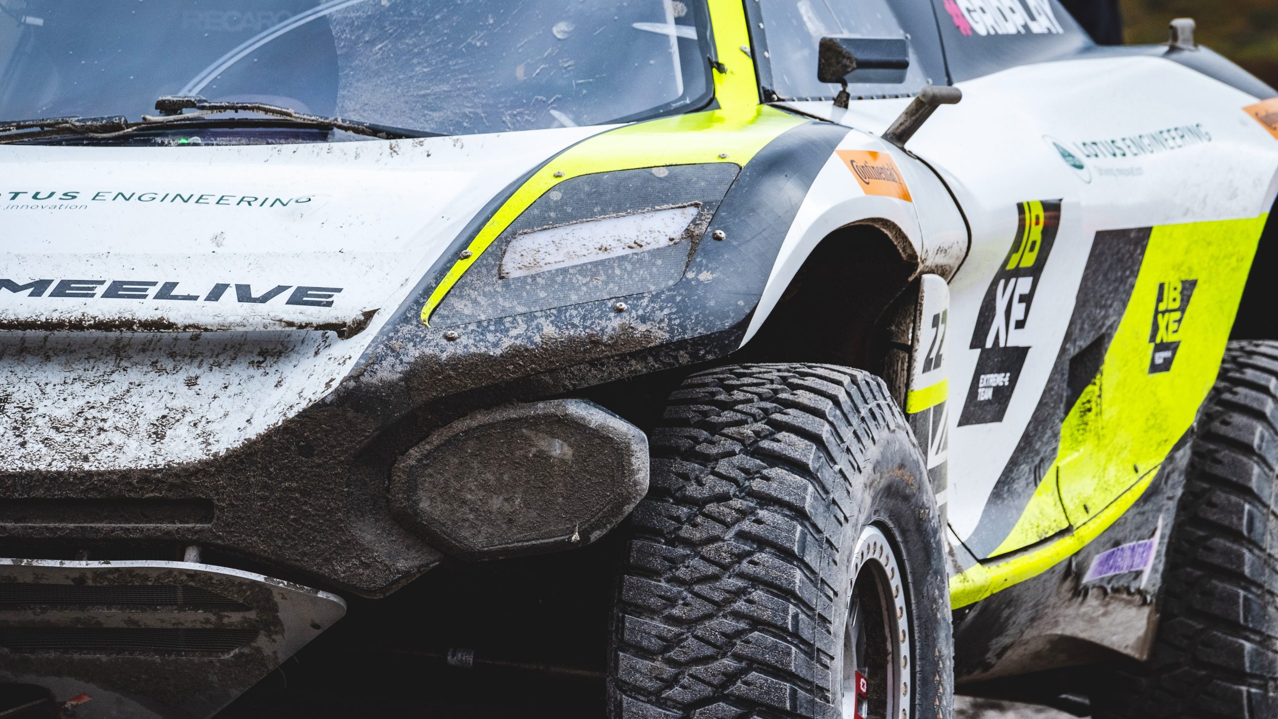 Kangerlussuaq: Extreme Cold Testing Hub for Cars